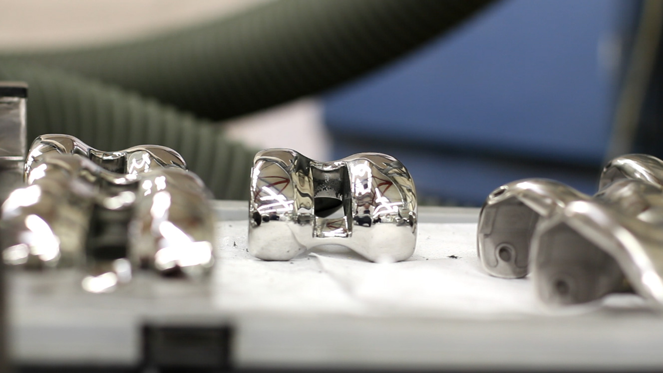 Knee Implants | Customized Solutions | Croom Medical